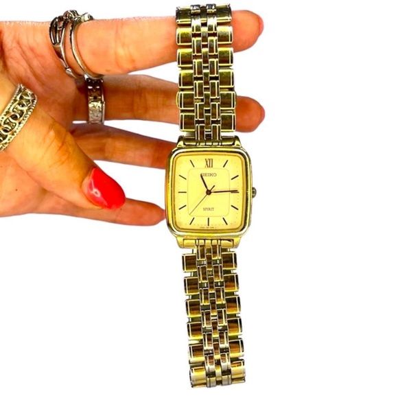 Seiko | Accessories | Vintage Seikosq Day Date Quartz Watch Stainless Steel Gold Tone | Poshmark